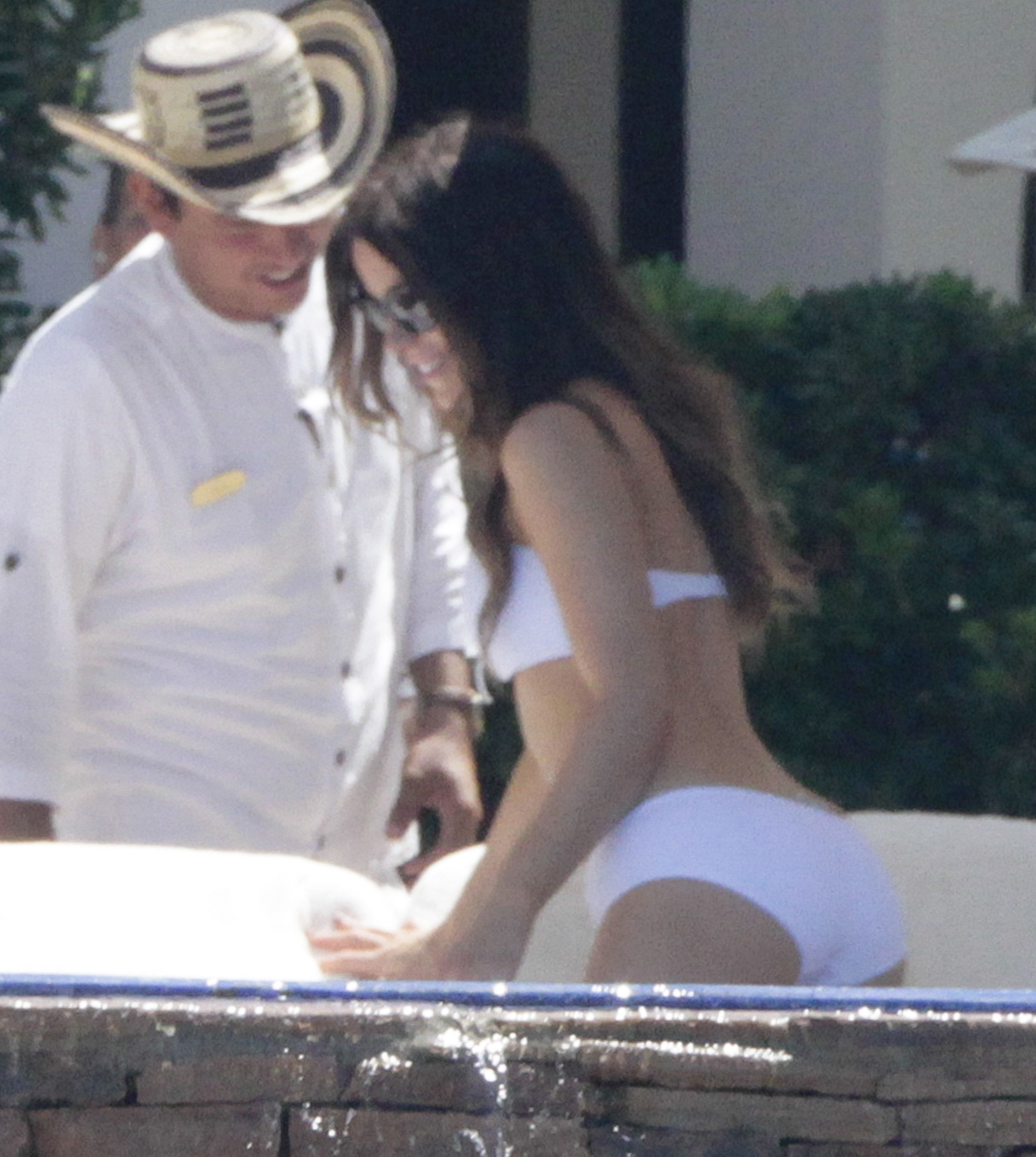 Kate Beckinsale Pictures Kate Beckinsale Wearing A Bikini On Vacation