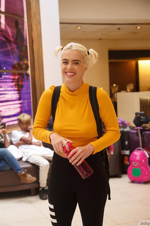 Peach Kennedy For Zishy Hotness Rating Unrated