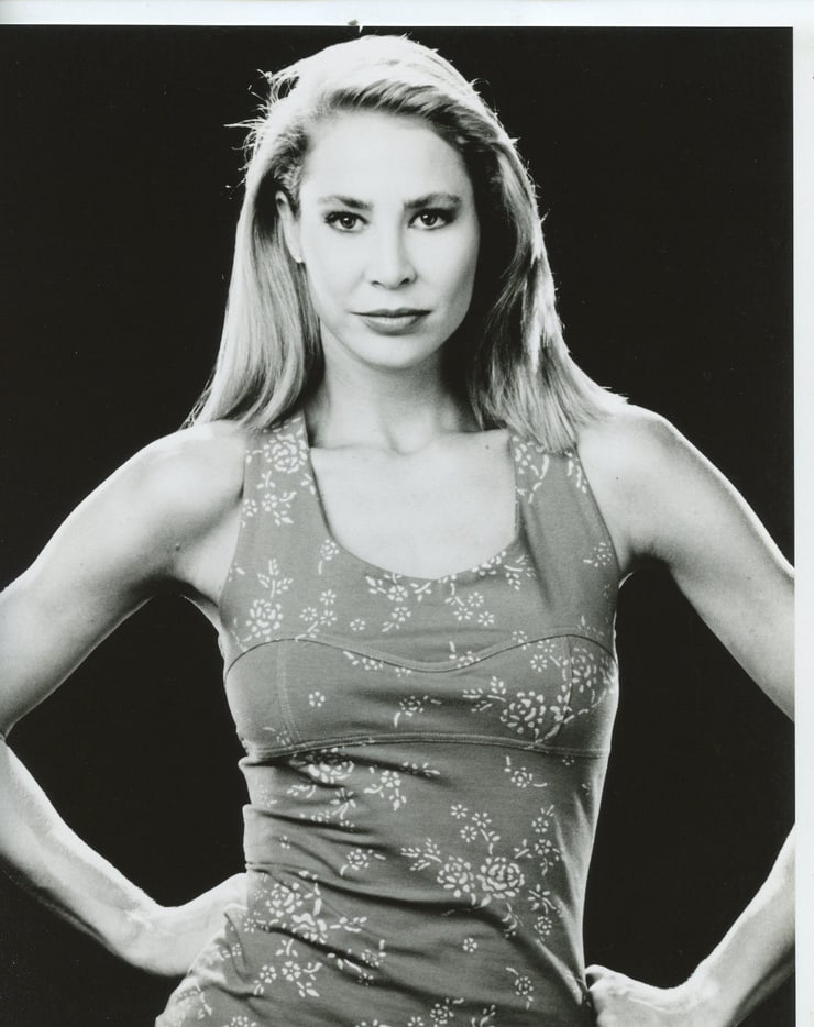 Kathleen Kinmont Pictures